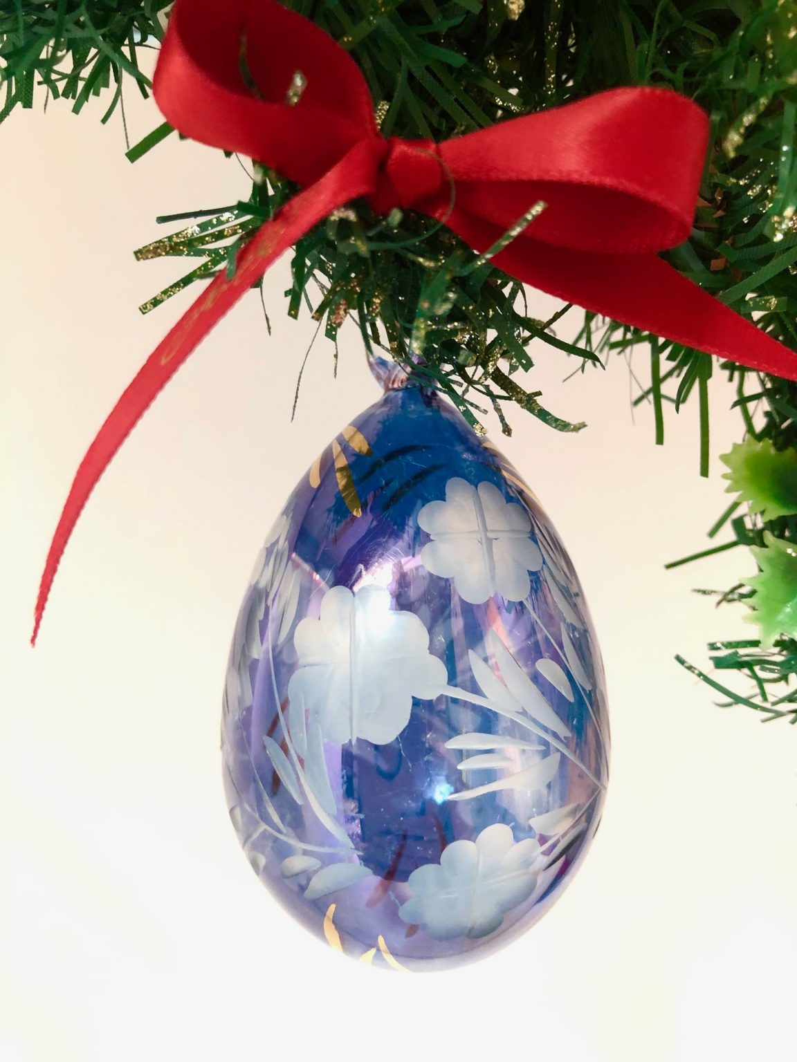 Floral Egg Ornament - Red - Artifactually